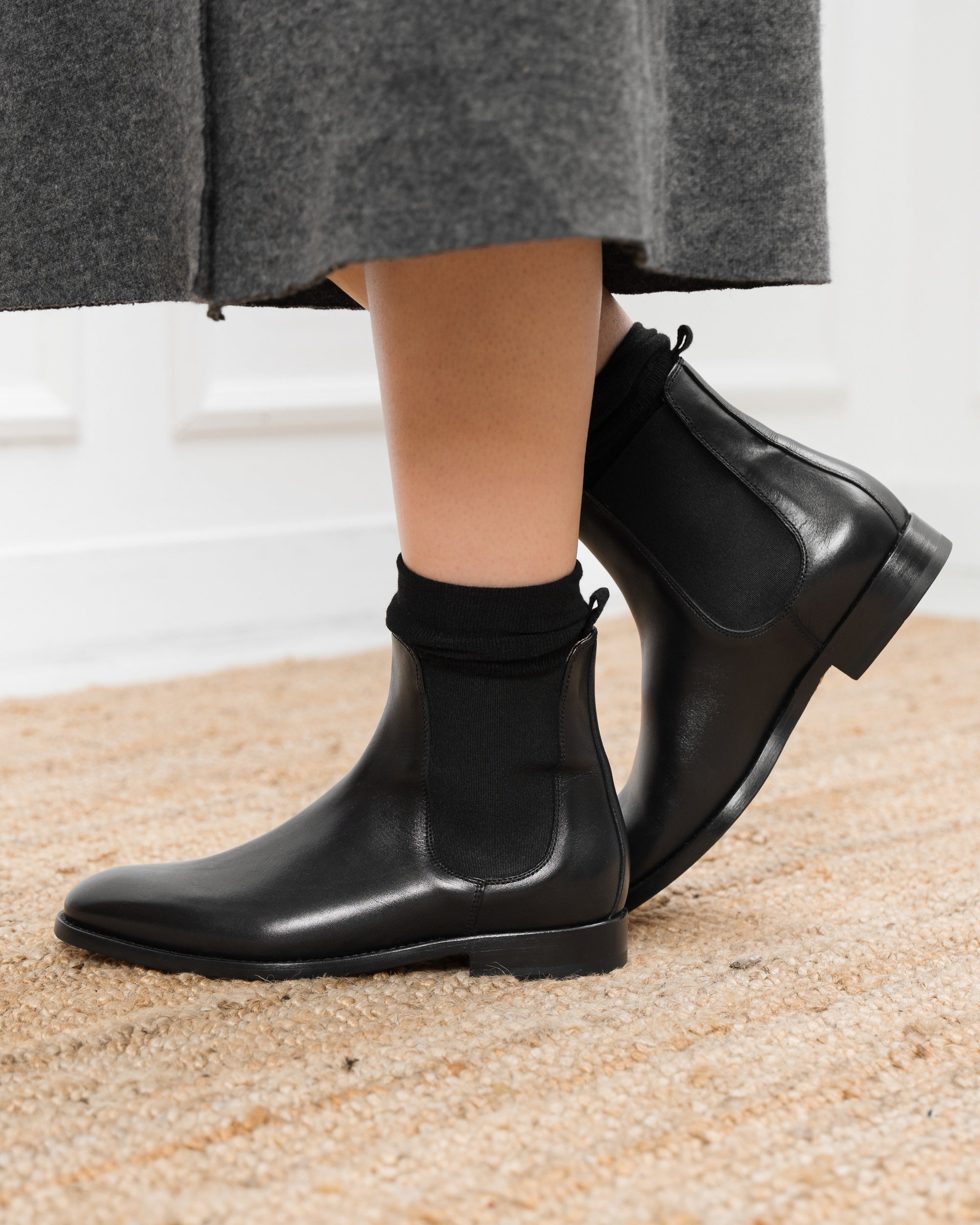 Women's Chelsea boots in leather | Velasca
