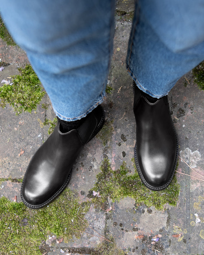 Women's Chelsea boot with Vibram sole | Velasca